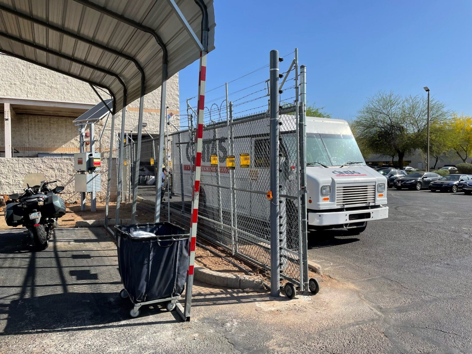 Security for Distribution & Logistics Centers | AMAROK